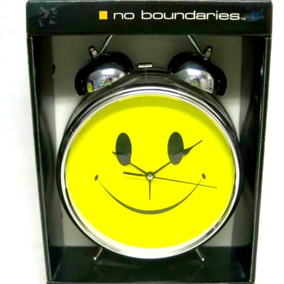 No Boundaries | Accents | Smiley Face Alarm Clock 2 Be | Poshmark
